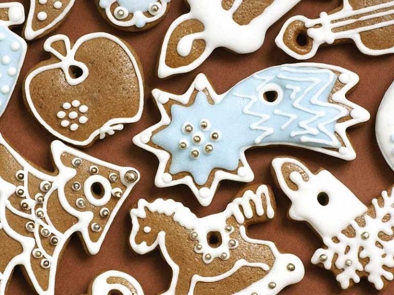 Bake the best 40 Christmas biscuits for your beloved family – All About ...